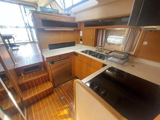 1986 Princess 41 Flybridge Convertible | North South Yacht Sales