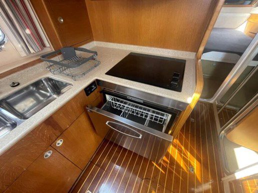 1986 Princess 41 Flybridge Convertible | North South Yacht Sales