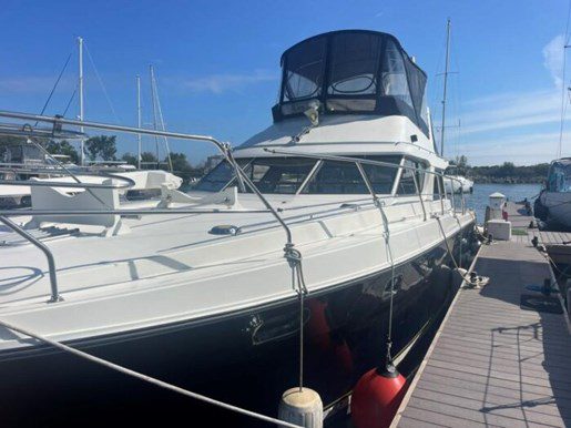 1986 Princess 41 Flybridge Convertible | North South Yacht Sales